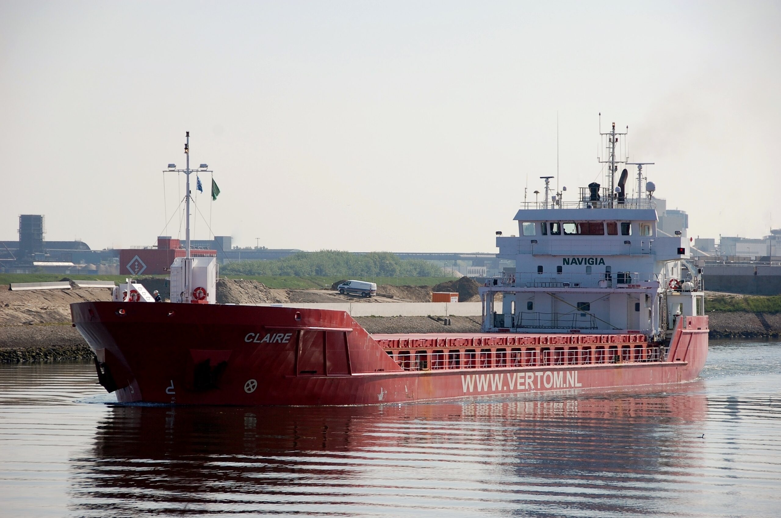 Claire | Vessels | Vertom